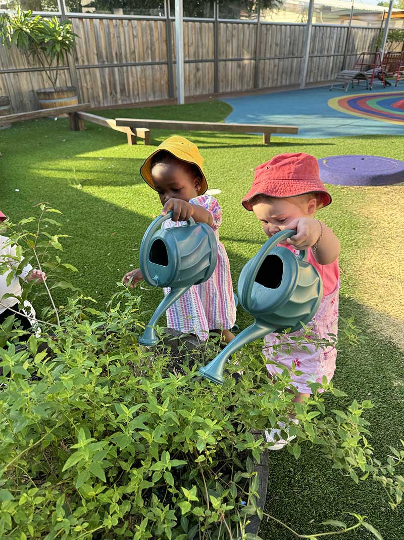 What Is Sensory Play & Why Is It Important for Early-Age Kids? – Kradle 2 Krayons